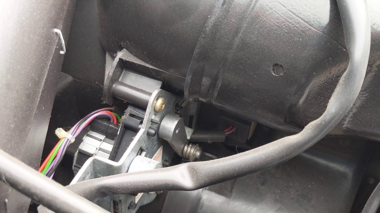 Saab 9000 ACC motors - YouTube