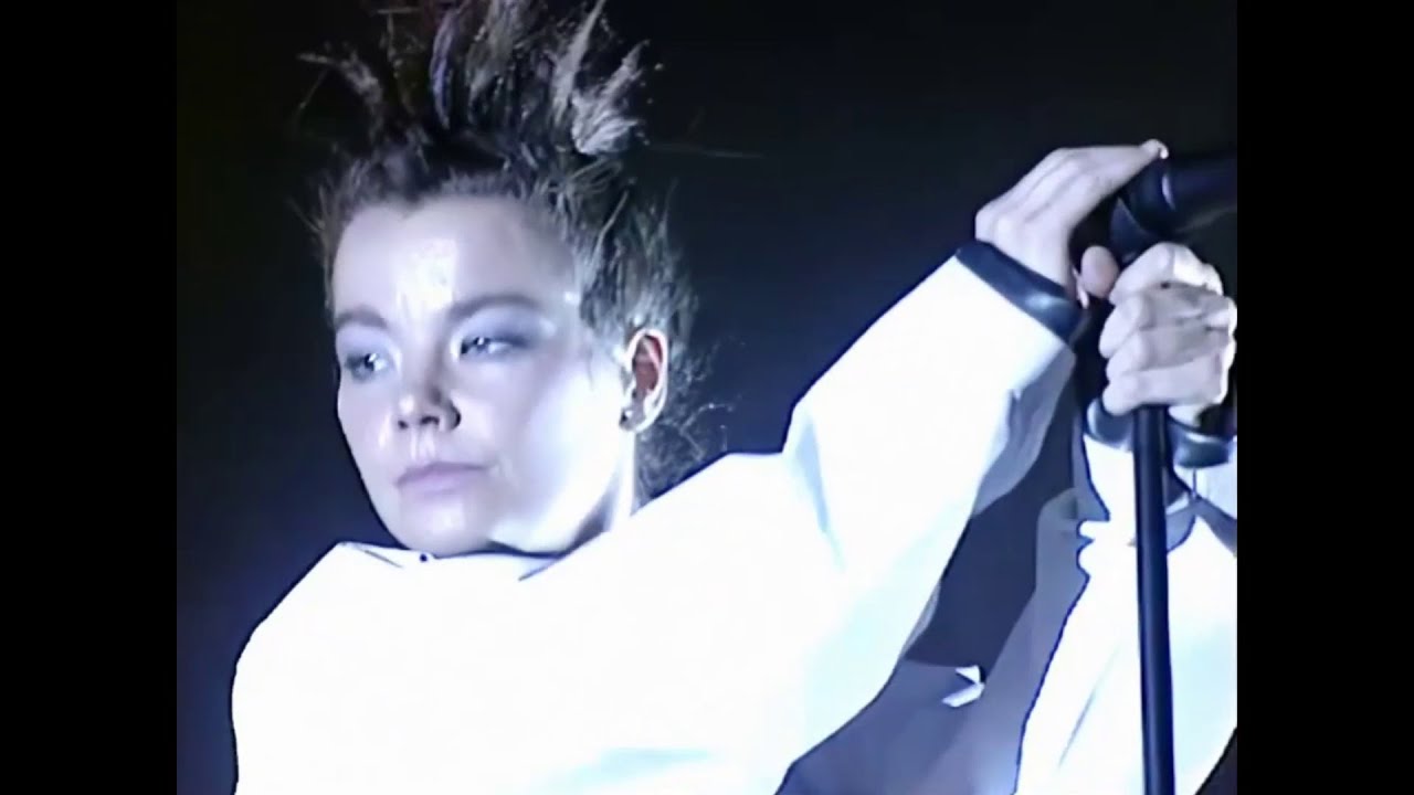 björk : hyperballad (over the edge mix) (live) - YouTube