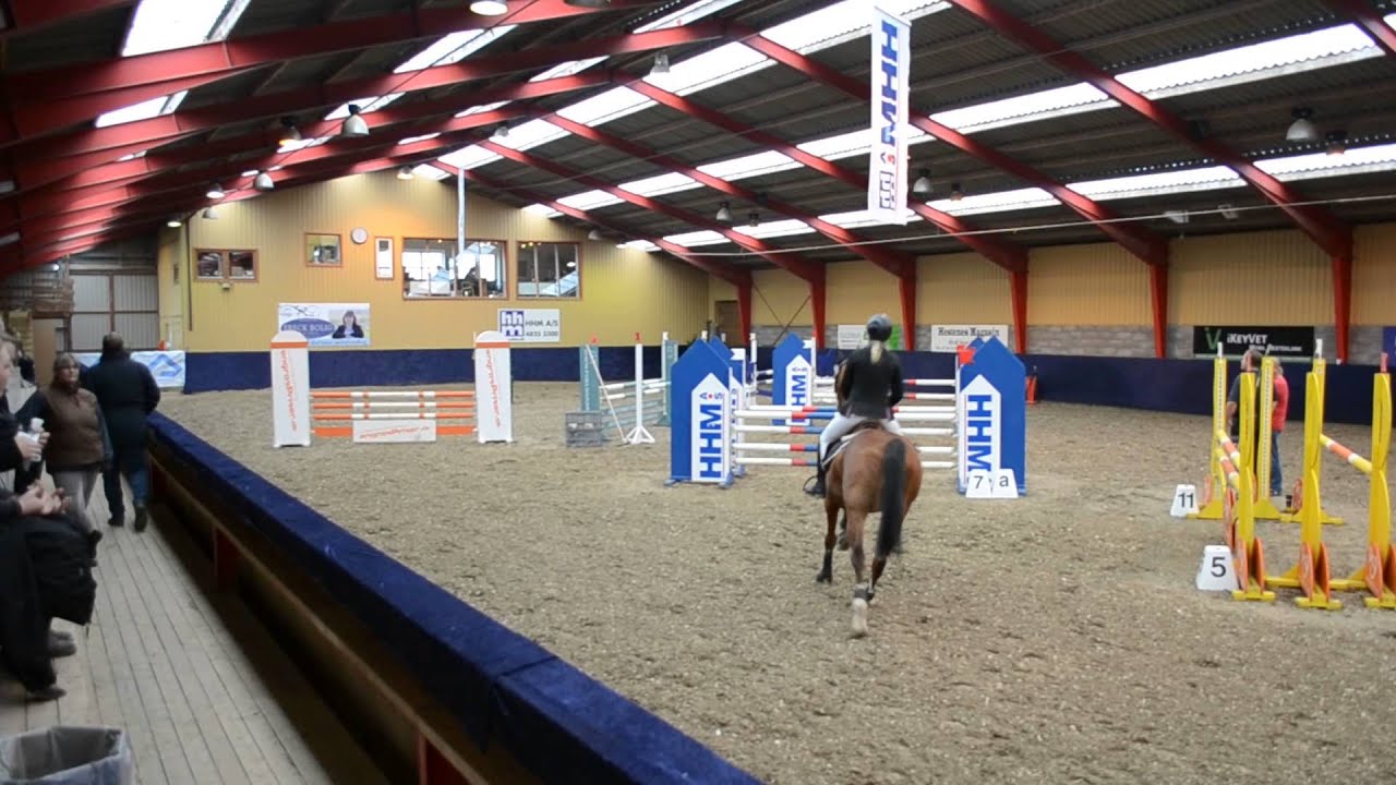 Thalia Pitzner & Castelino Van Westleven - YouTube