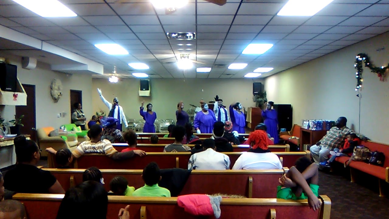 Now Behold The Lamb By: Simply Redeemed - YouTube