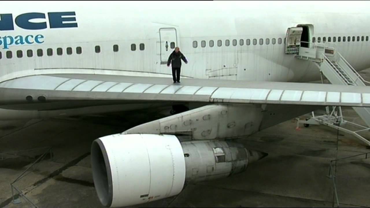 L'évolution des avions et de leur motorisation, par Gérard Feldzer ...