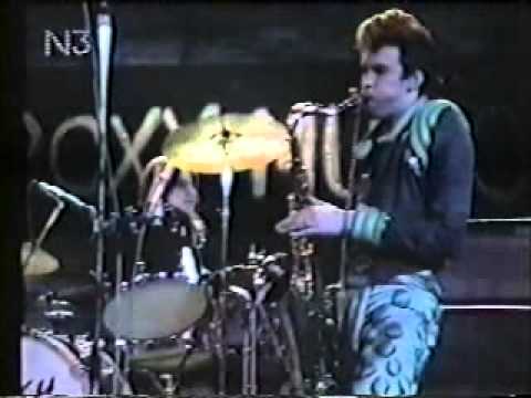 Roxy Music - Virginia Plain 1973 - YouTube