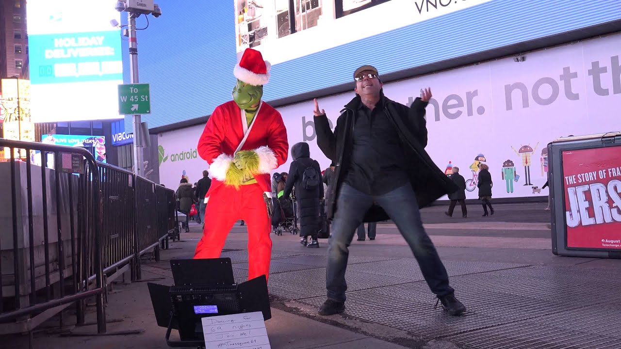 DAY 34 - Times Square 69 - Grinch time - YouTube