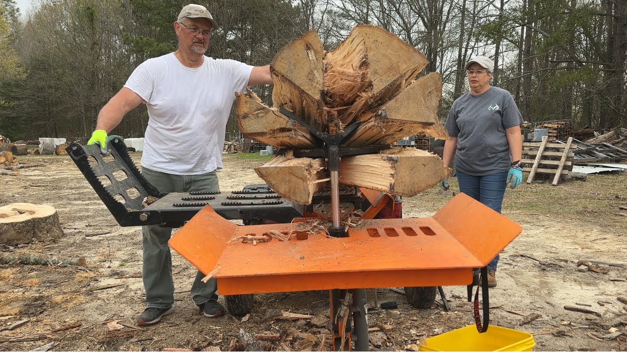 Nice Big Oak Rounds #firewood #splitting @WolfeRidge - YouTube