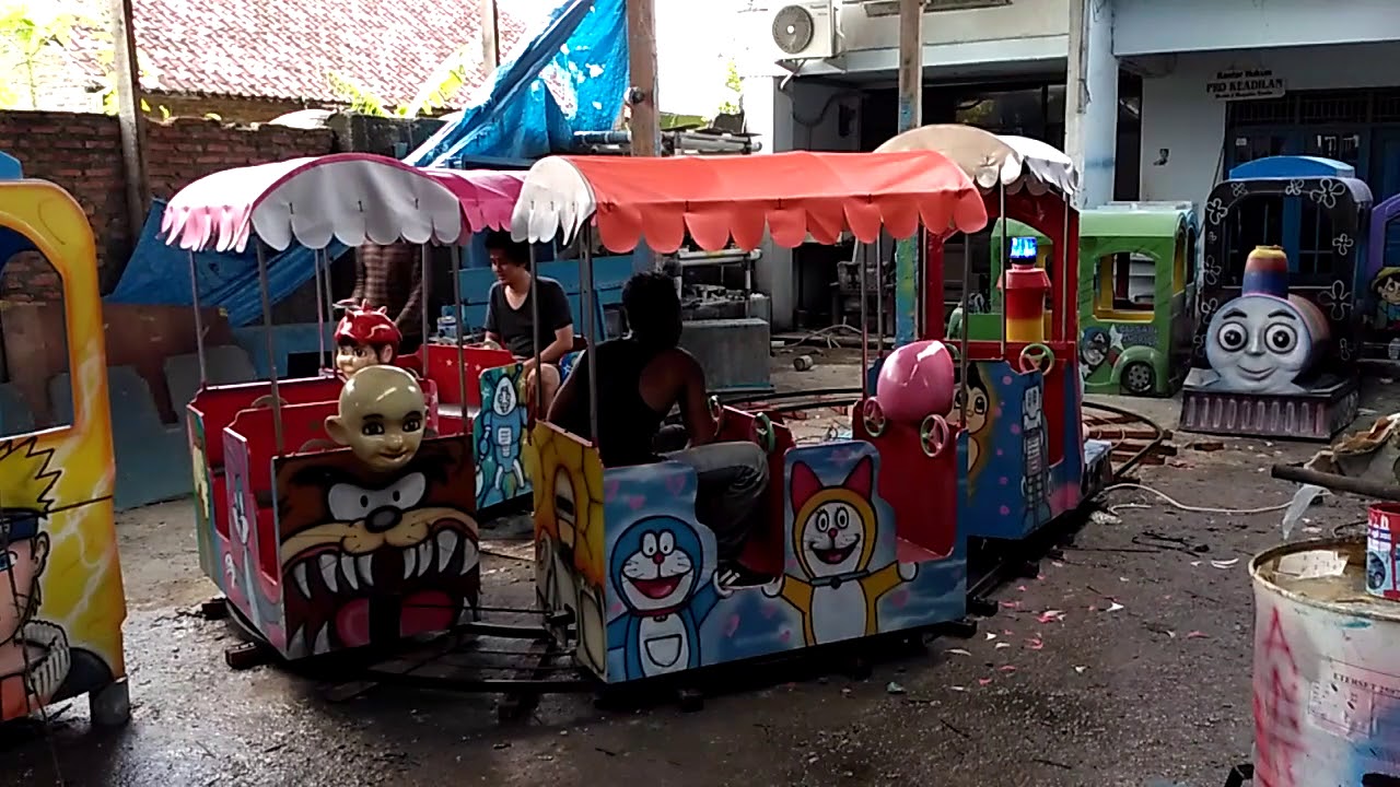 Pengetesan kereta mini rel bogor - YouTube