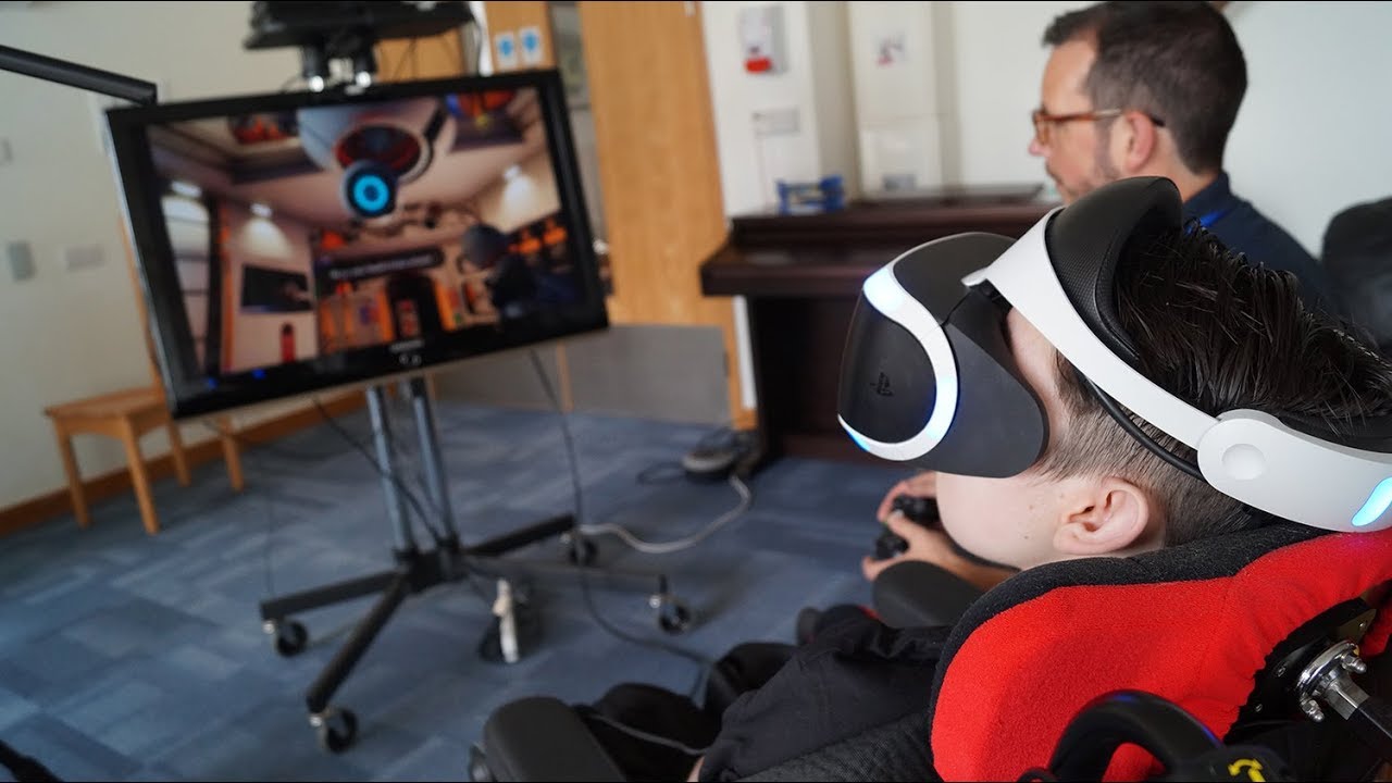 Virtual reality for children in hospices - YouTube