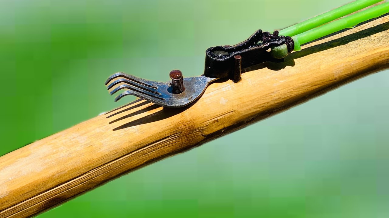 SLINGSHOT DIY FORK TRIGGER how to make? - YouTube