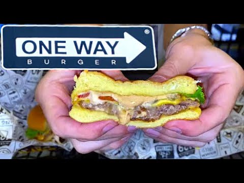 تجربة مطعم ONE WAY BURGER ون وي برقر - YouTube