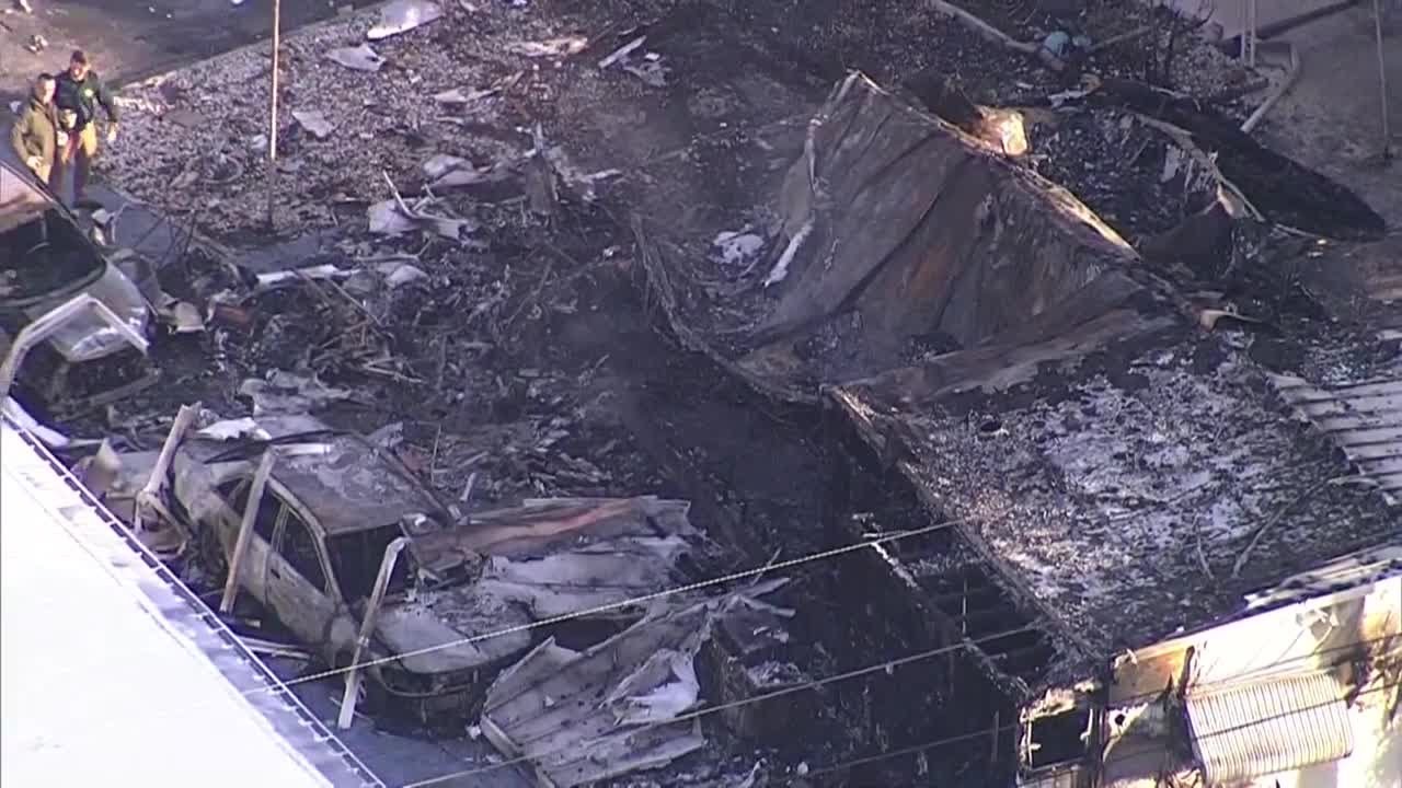 Daylight shows destruction after small plane crash - YouTube