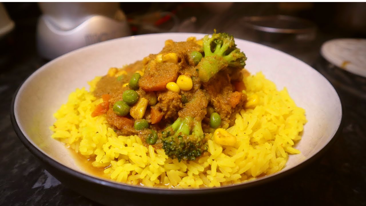 Karahi curry from mighty spice - YouTube