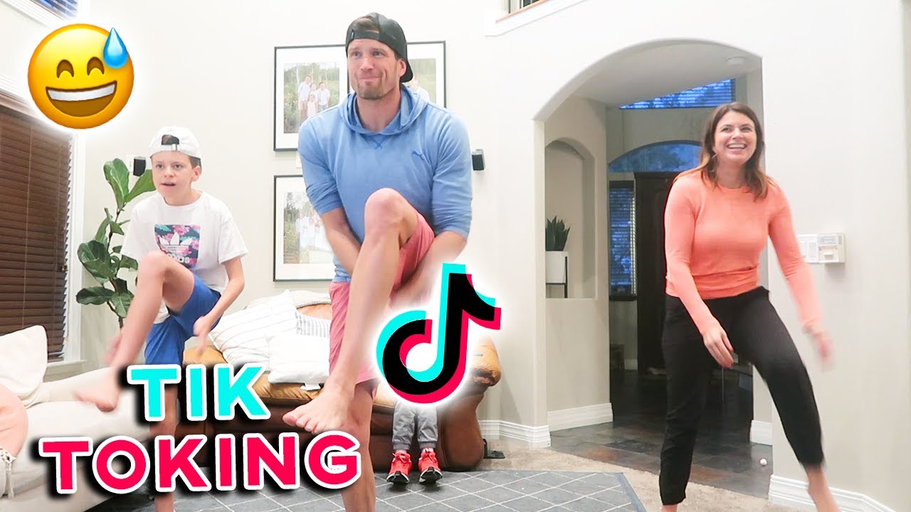 WHOLE FAMILY TRIES VIRAL TIK TOK TRENDS | DAD DOES TIKTOK FOR THE FIRST ...