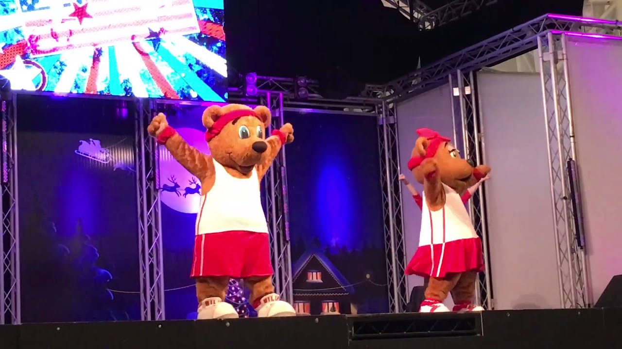 Billy and bonnie bear Butlins - YouTube