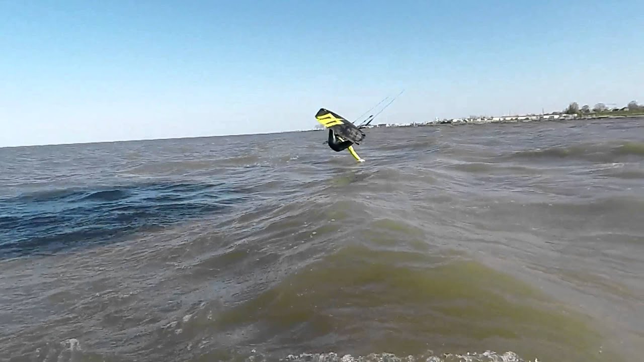 Kite Crash... (Met bar ;-) ) - YouTube