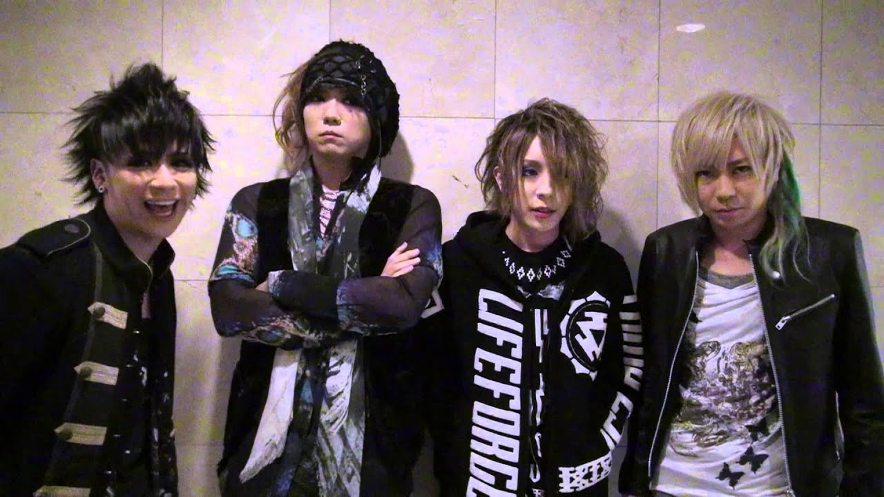 「DIV MAGAZINE」発売記念！DIVコメント動画 - YouTube