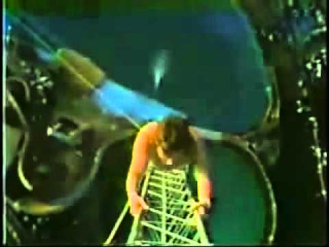 Weltrekord Sprung aus 76 Meter !! - YouTube