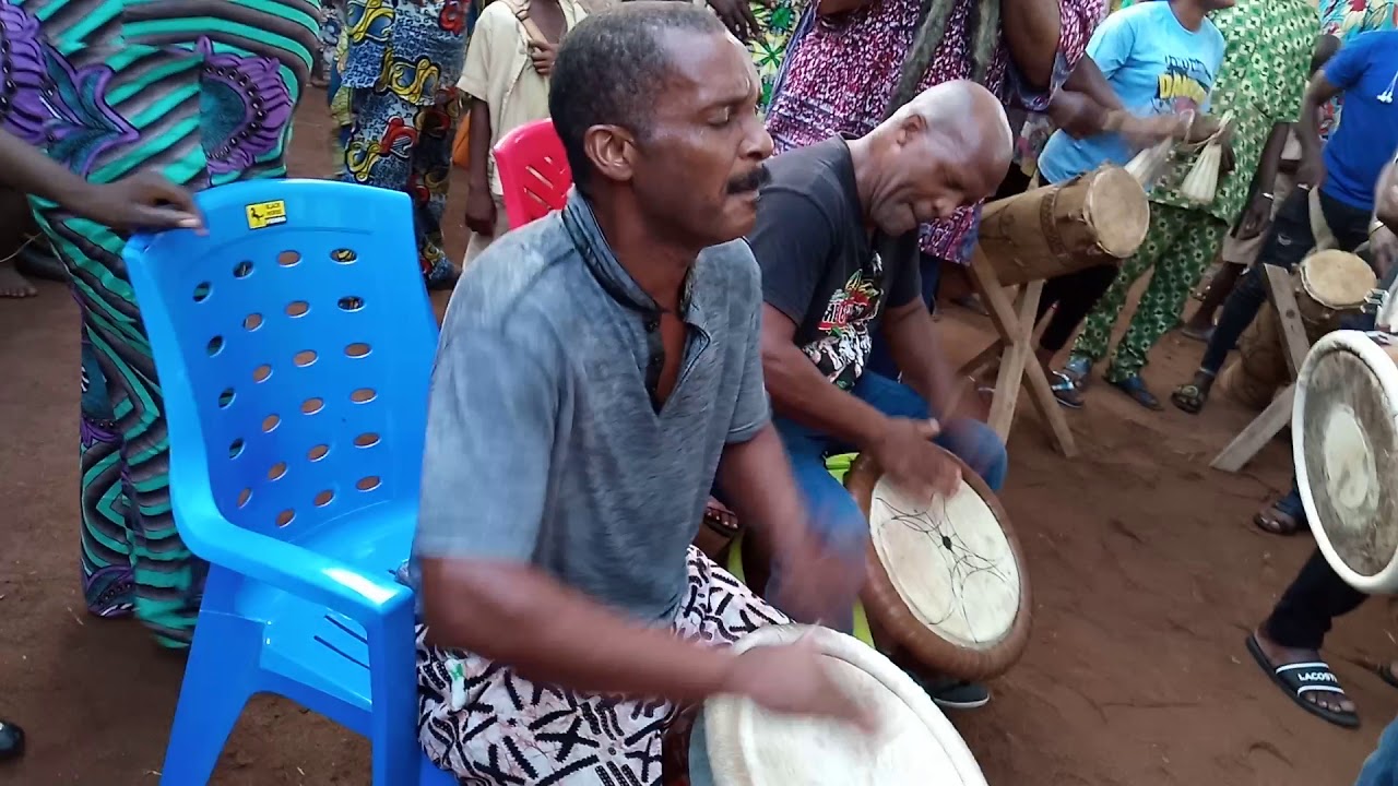 Le groupe musical AKIYO de la Guadeloupe à la Bibliothèque Solidaire de ...
