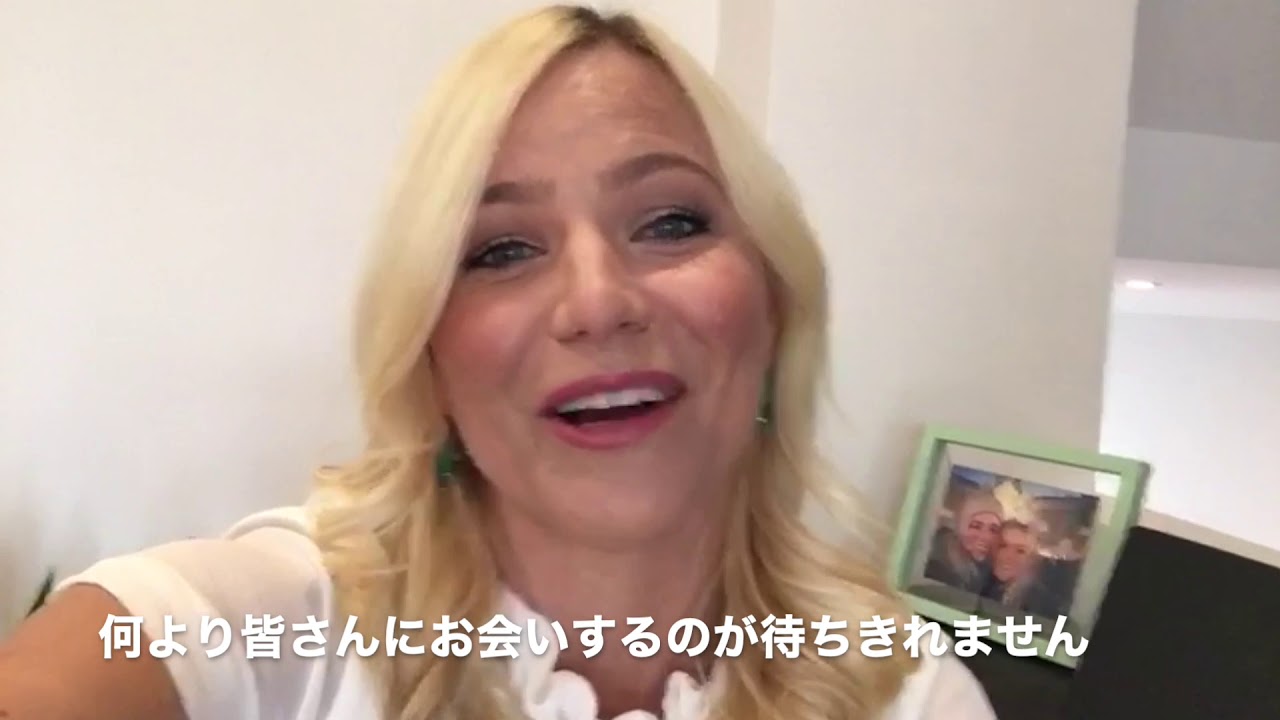 Suzie Mathers - Defying Gravity - Tokyo - スージー・メイザース - YouTube