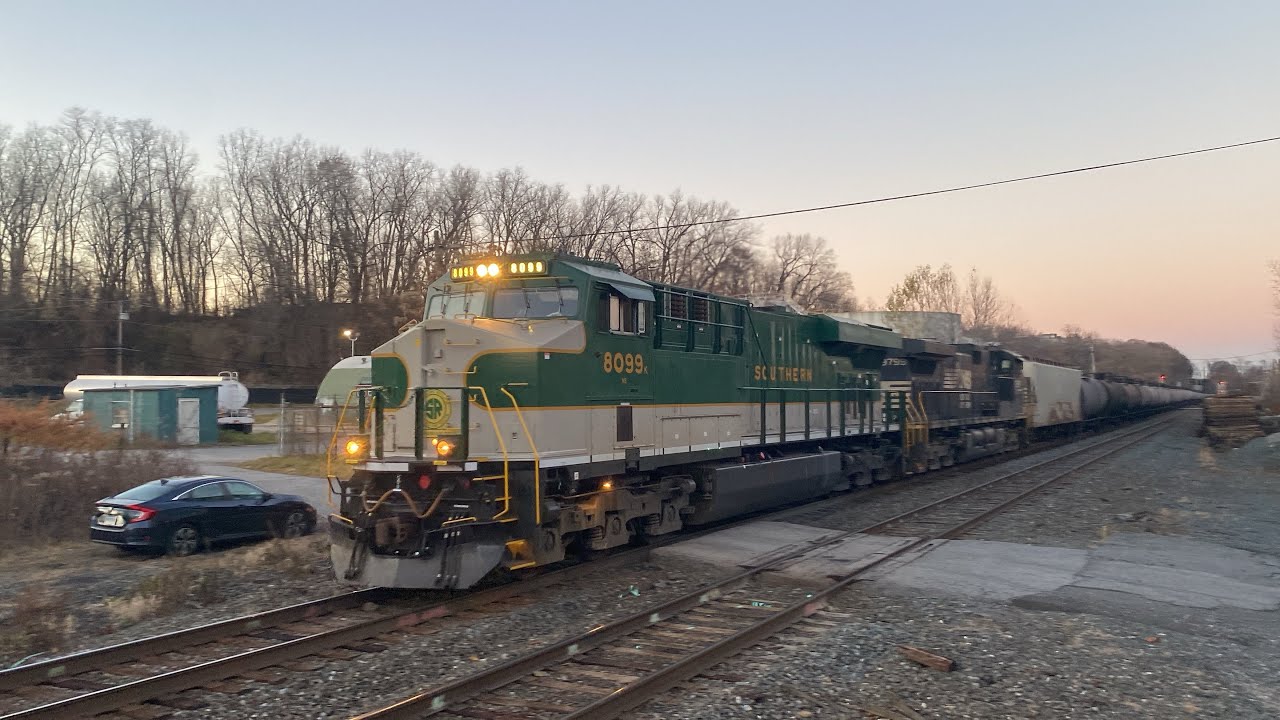 NS Southern Heritage unit 8099 on CSX River Line - YouTube
