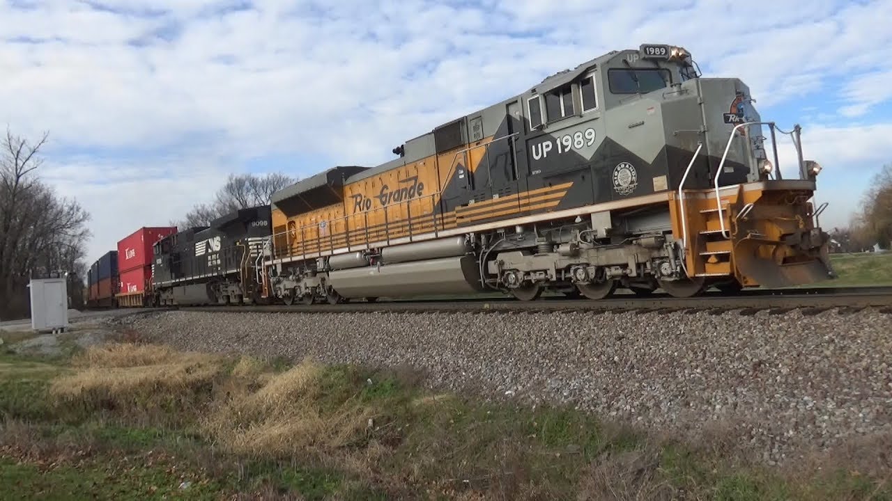 UP 1989 "Rio Grande" Heads East at Jeffersontown, Kentucky - YouTube