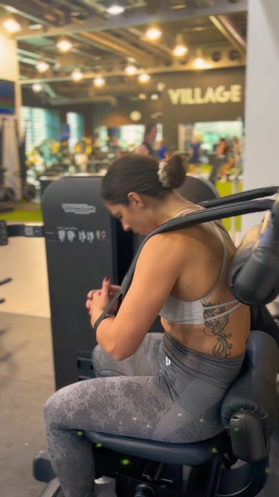 Abdominal Crunch Machine | Technogym Total Abdominal Machine #abs - YouTube