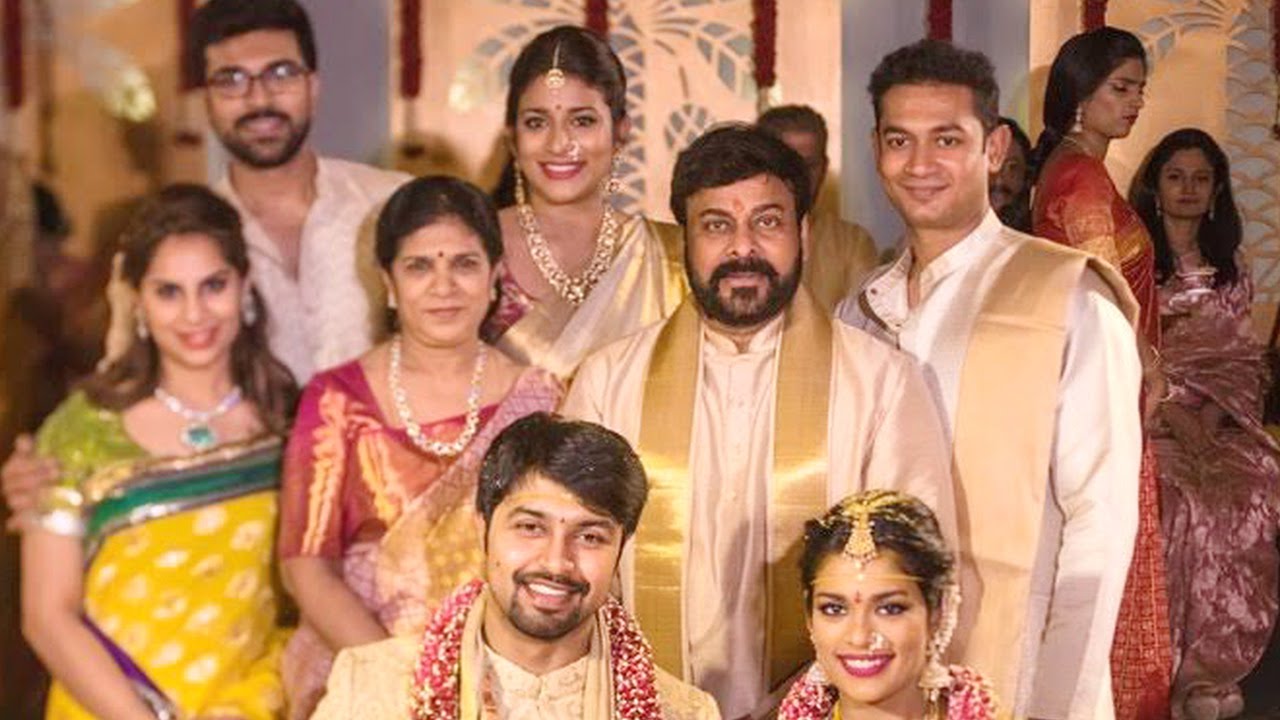 Megastar Chiranjeevi with his Entire Family - YouTube