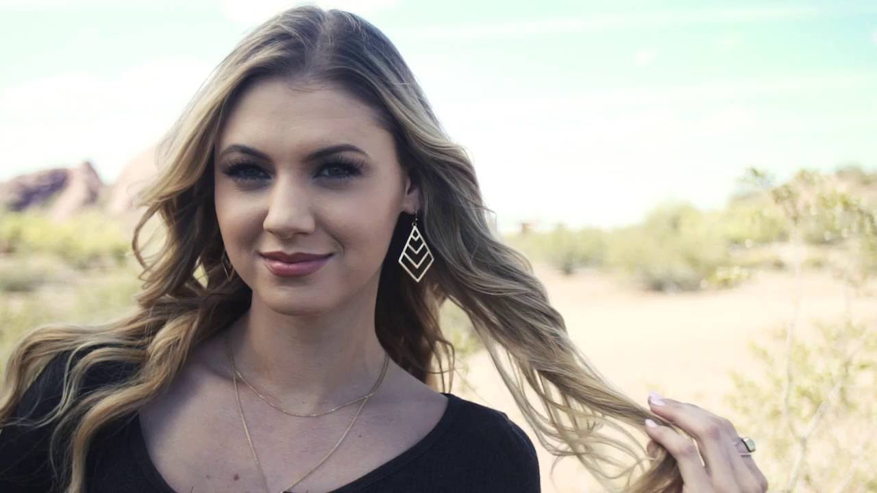 Arizona: Chelsea Myers - Road to Vegas - YouTube