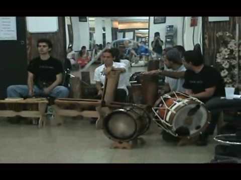 mexican Te Haruru ( tahitian drumming ) - YouTube