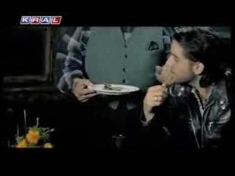 ismailyk umrunda degil artık yeni video klip
