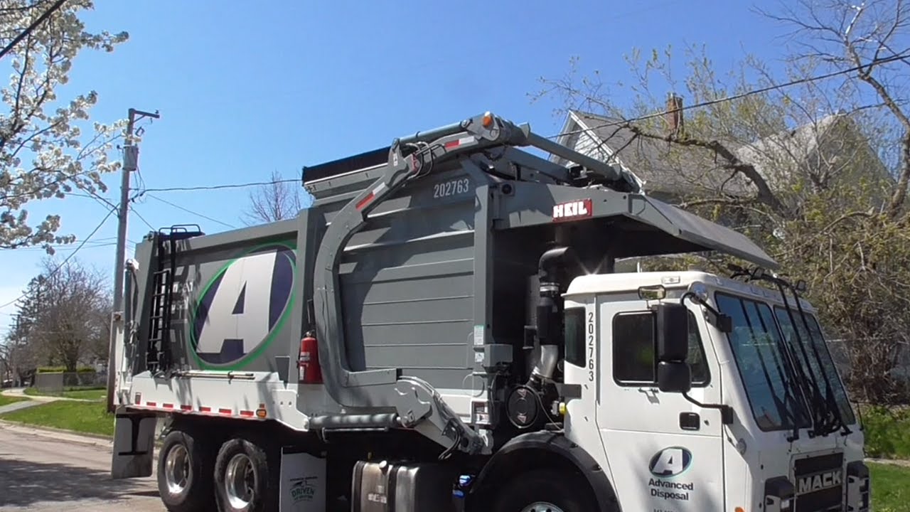 Advanced Disposal 202763 Heil Mack LR Curotto Can Recycling Truck - YouTube