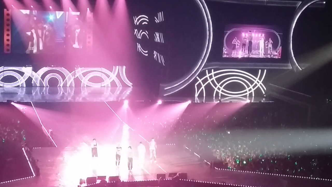 Replay - SHiNee World IV4 in BKK - YouTube