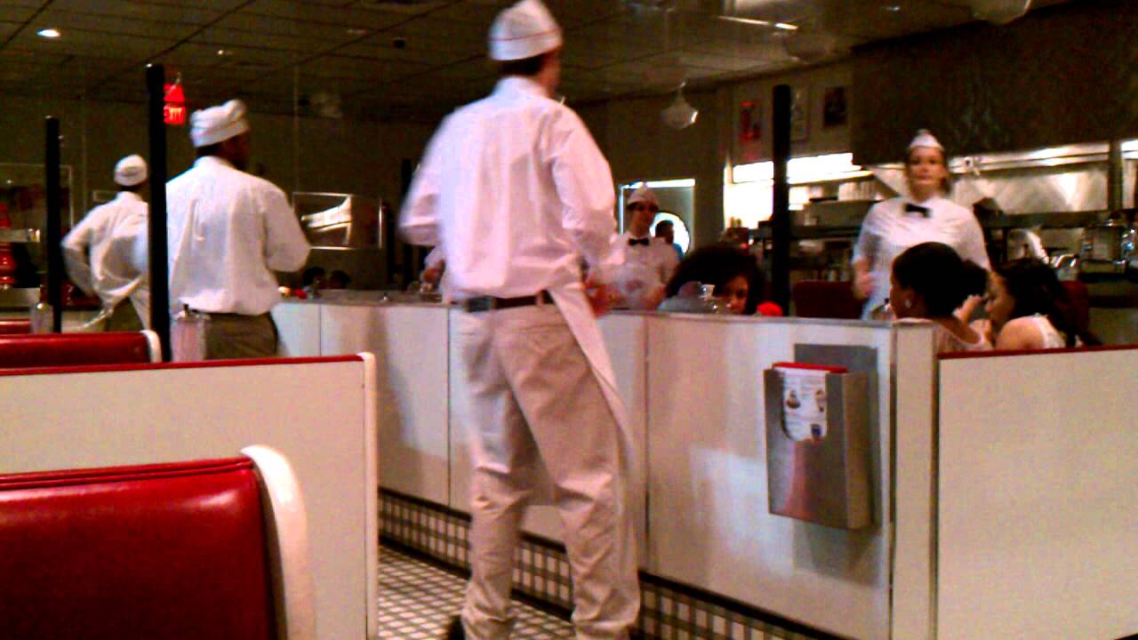 Ice Cream and dancing show at Johnny Rockets Atlantic City. - YouTube