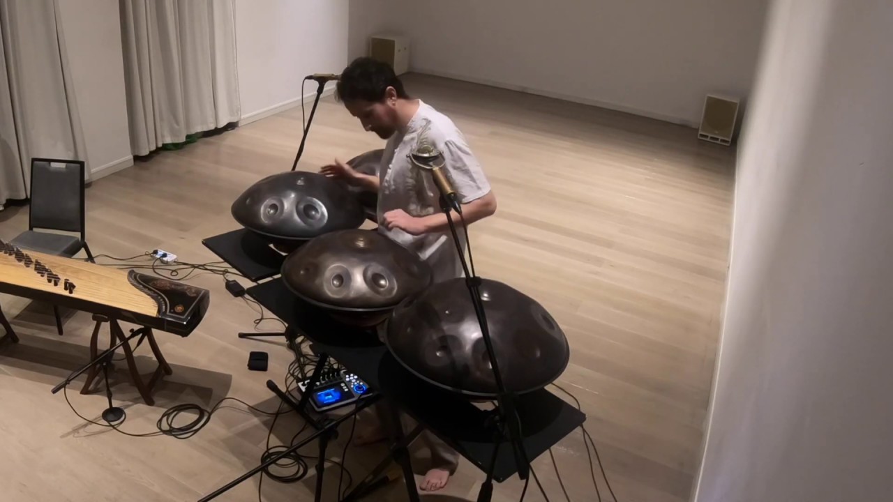 Liron Man - Mientras Que Te Espero - Handpan Solo - YouTube