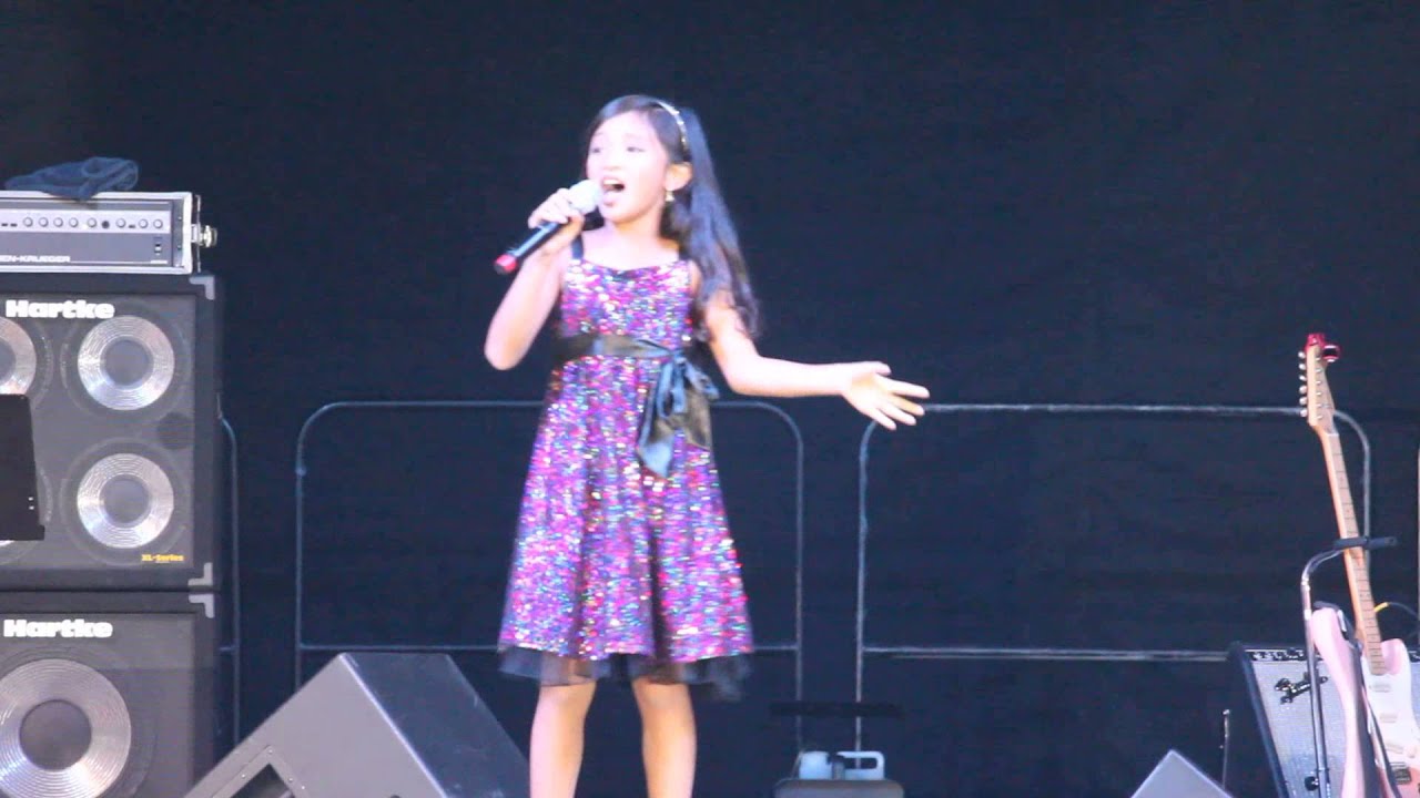 Melanie Jimenez singing "This is the Moment" from Jekyll and Hyde - YouTube