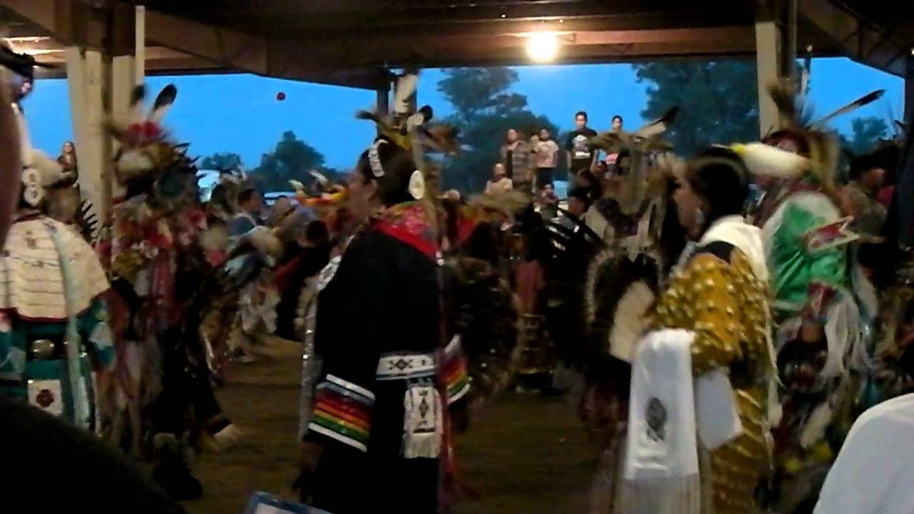 Poplar Indian days 2012 Grand entry (Hammys view) - YouTube