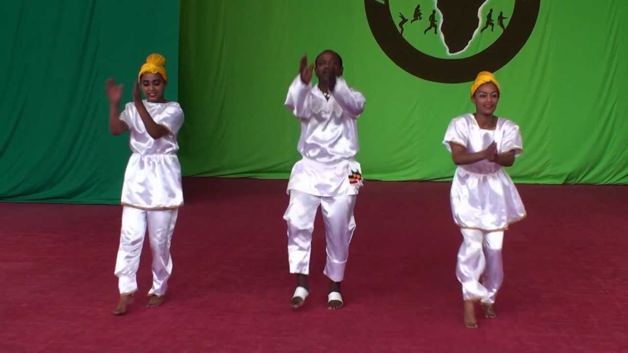 African Dream Circus No.7 - Dance - YouTube