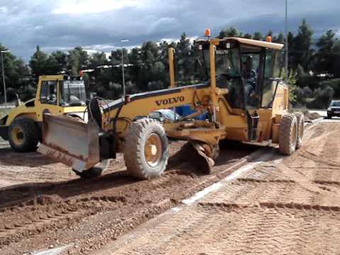 PAVEMENT CONSTRUCTION WITH GRADER!!!!!!!!!!!! - YouTube