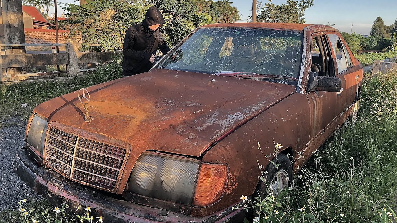 Fully Restoration engine Mercedes Car produced in 1972 very old rust ...