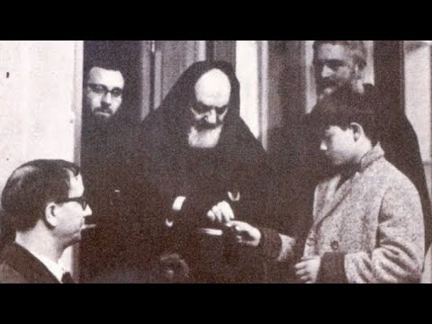 Mario G. Restivo, don Gaetano Tantalo, Sarah Calvano (Verso gli Altari ...