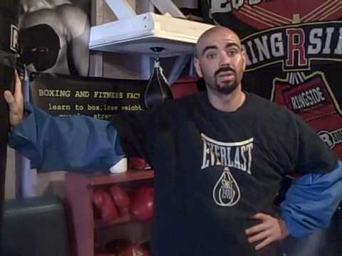 When and how to do your Boxing "Roadwork" like Floyd Mayweather - YouTube