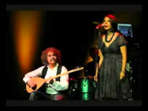 Grup Yorum-Beni Sana Sımsıkı Sarılı Görenler Olmuş