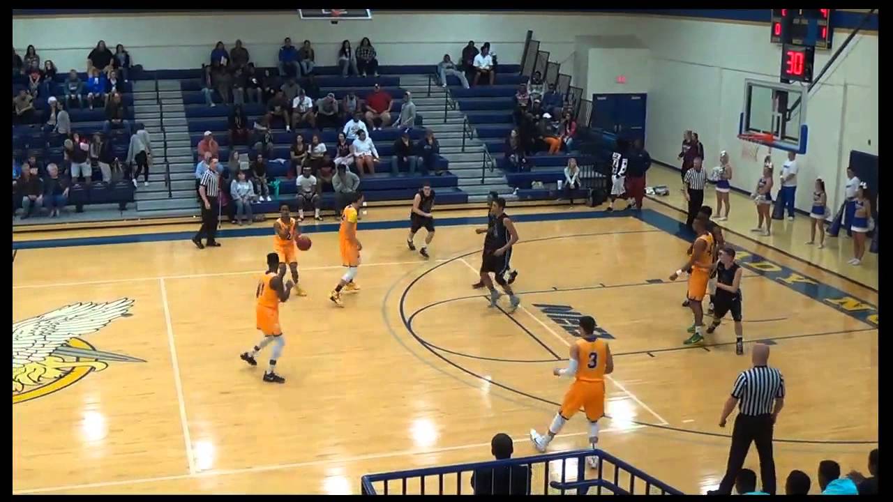 NEO Basketball vs Link Year - YouTube