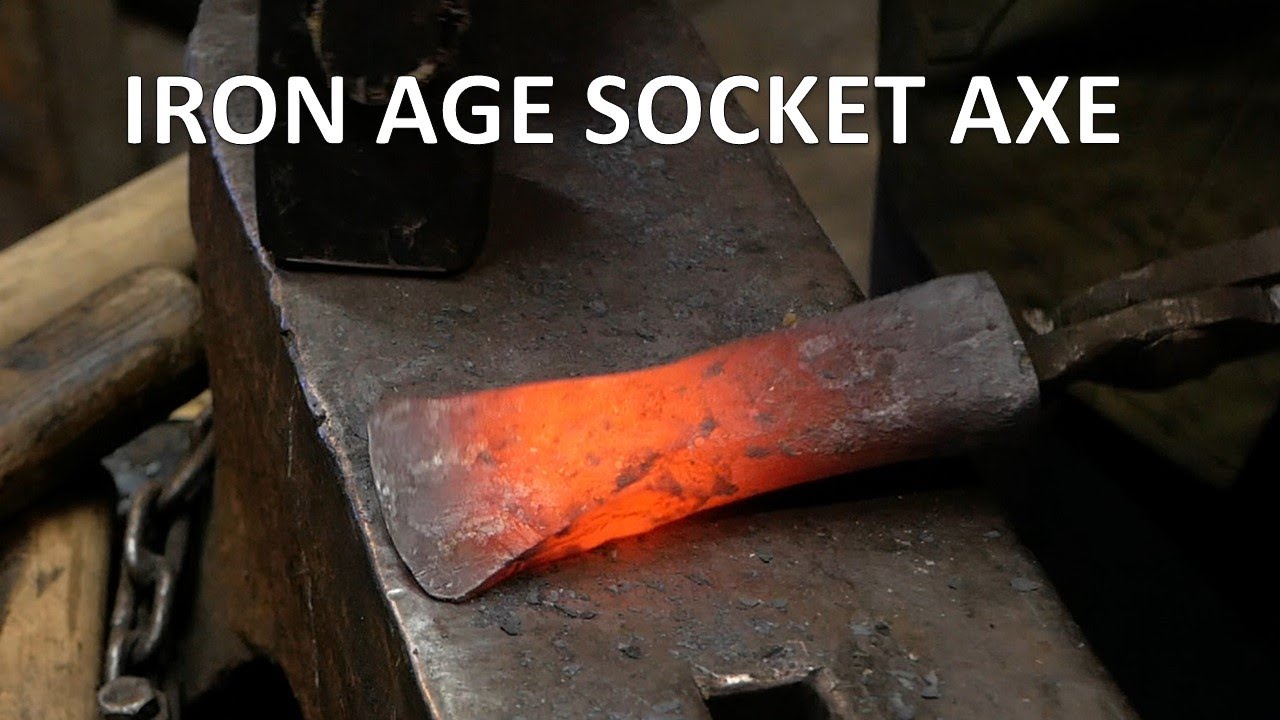 BLACKSMITHING. Iron Age socket axe. - YouTube