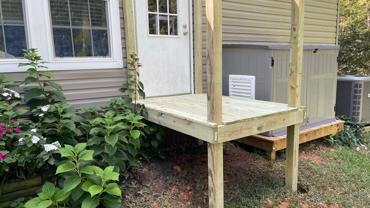 Building a small back porch - YouTube