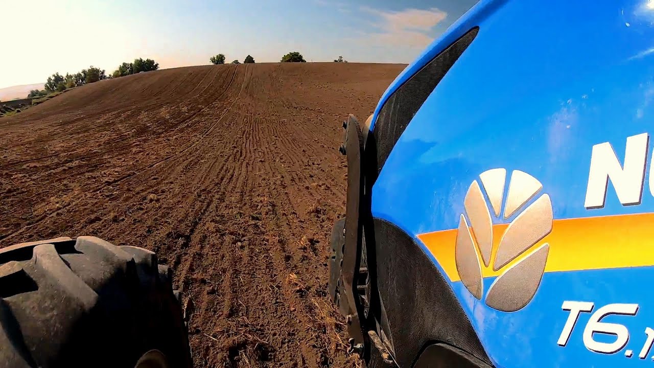 New Holland Tractor Working Ground In Washington State - YouTube