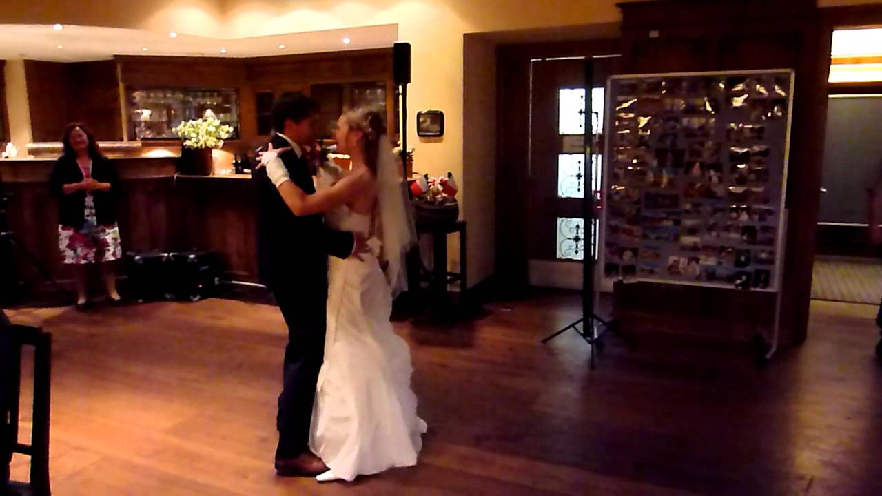 Brautwalzer Simone und Markus - YouTube