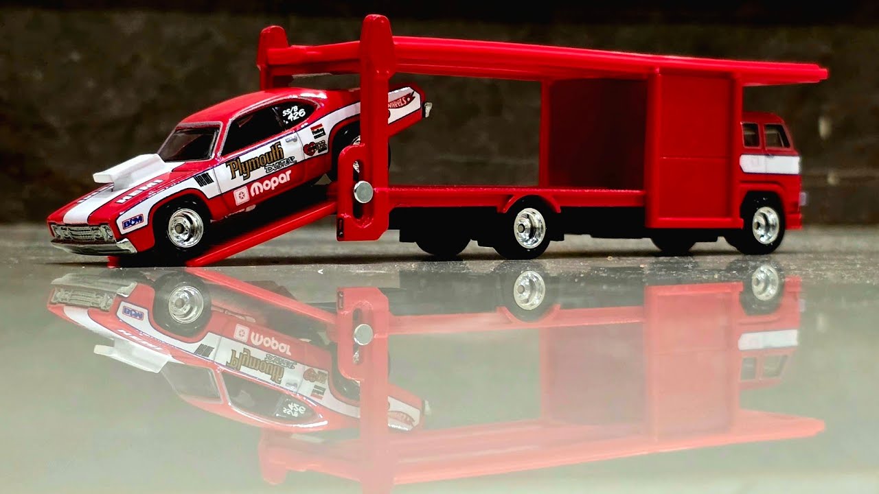 Hotwheels Premium Car Culture Team Transport -Red Mopar Set '73 ...