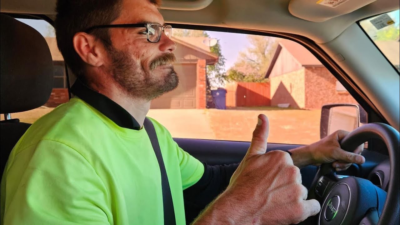 Driving to dollar general with bubba! - YouTube