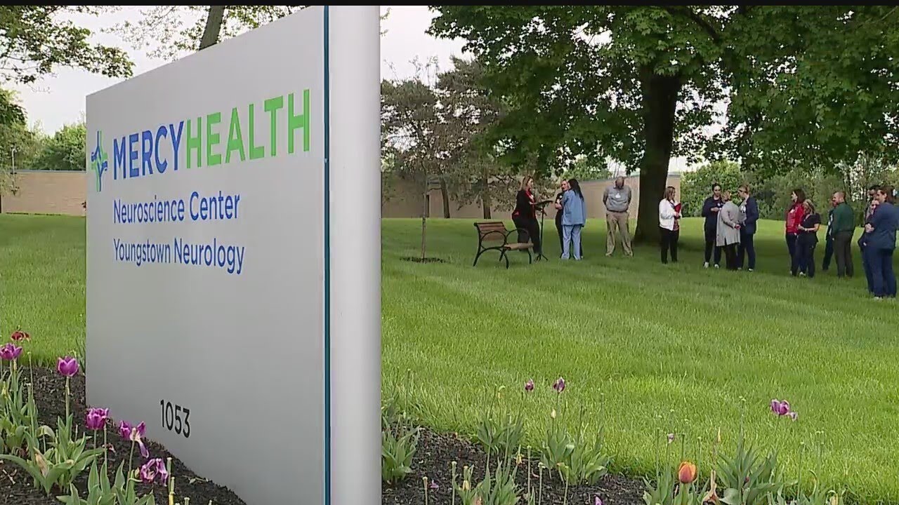 Nurses recognized by Mercy Health on special day - YouTube