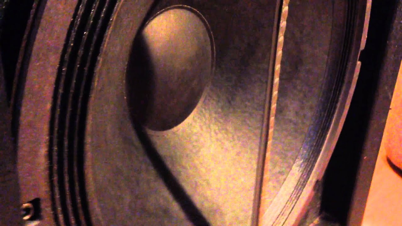 Bass I Love You on my HK Audio Premium Pro 18s - YouTube