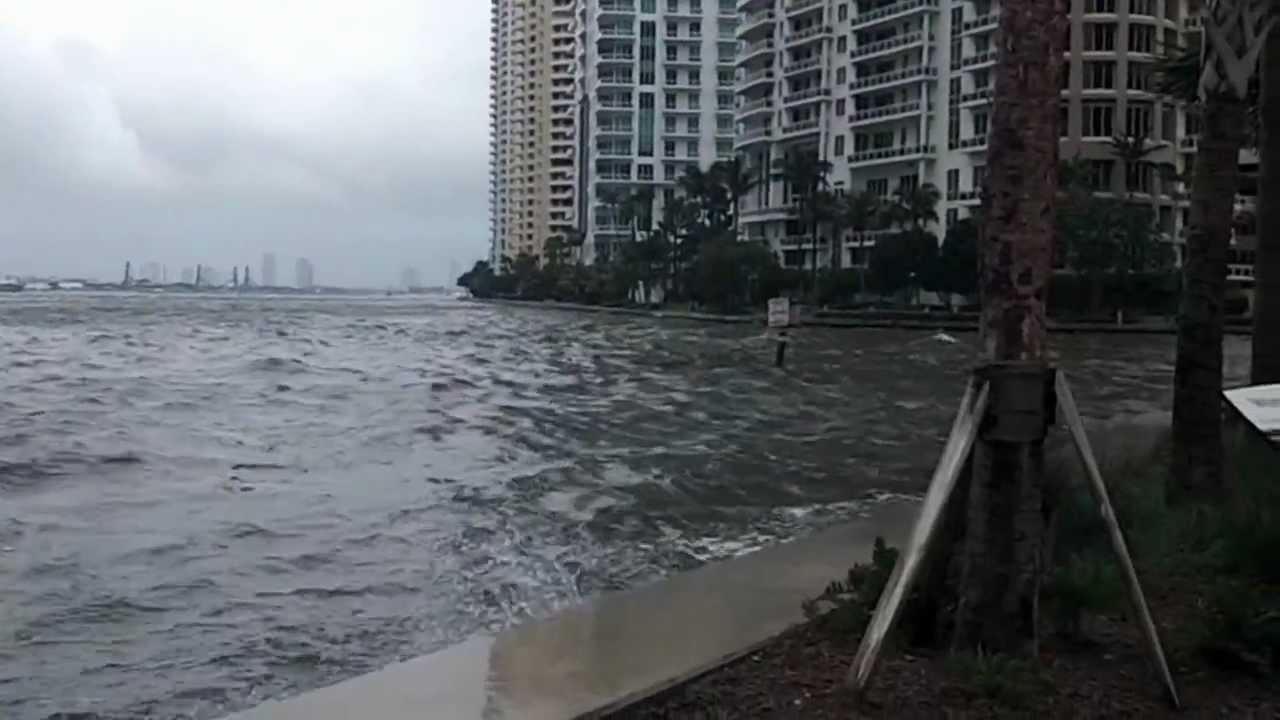 Hurricane Isaac Brickell - YouTube